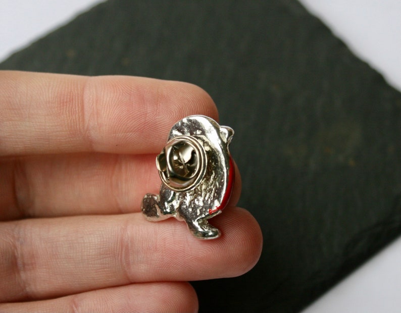 Robin Pin Badge Handmade Modern English Pewter Robin Red - Etsy