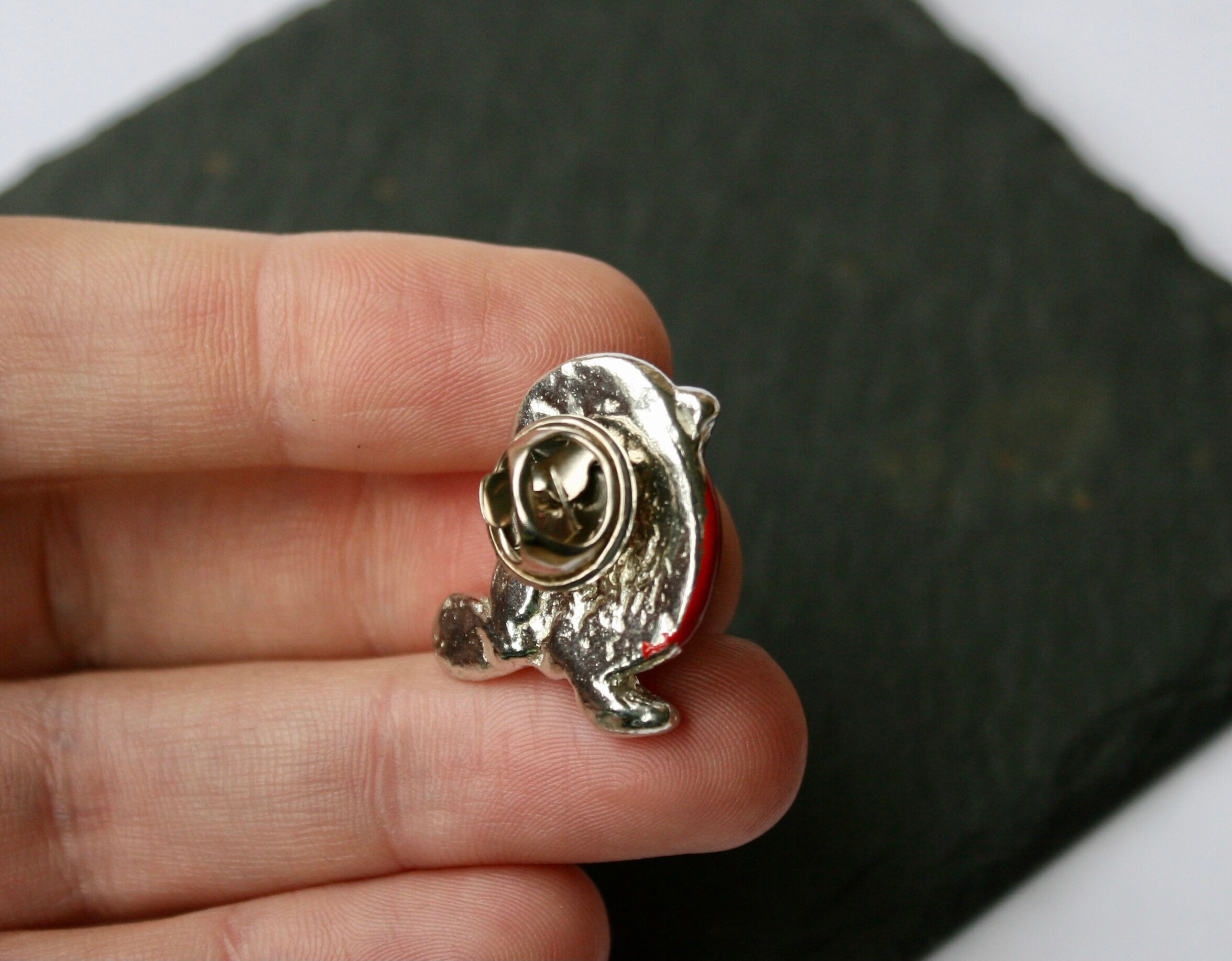 Robin Pin Badge Handmade Modern English Pewter Robin Red - Etsy