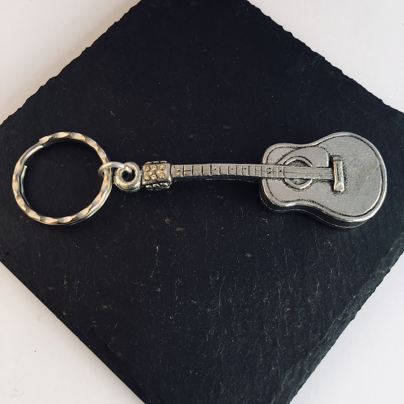 Guitar Key Ring, Handmade UK Modern English Pewter, Guitar Keychain - Etsy
