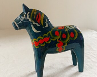 Vintage 1960’s Swedish Dala Horse Set / Scandinavian Carved Folk Art ...