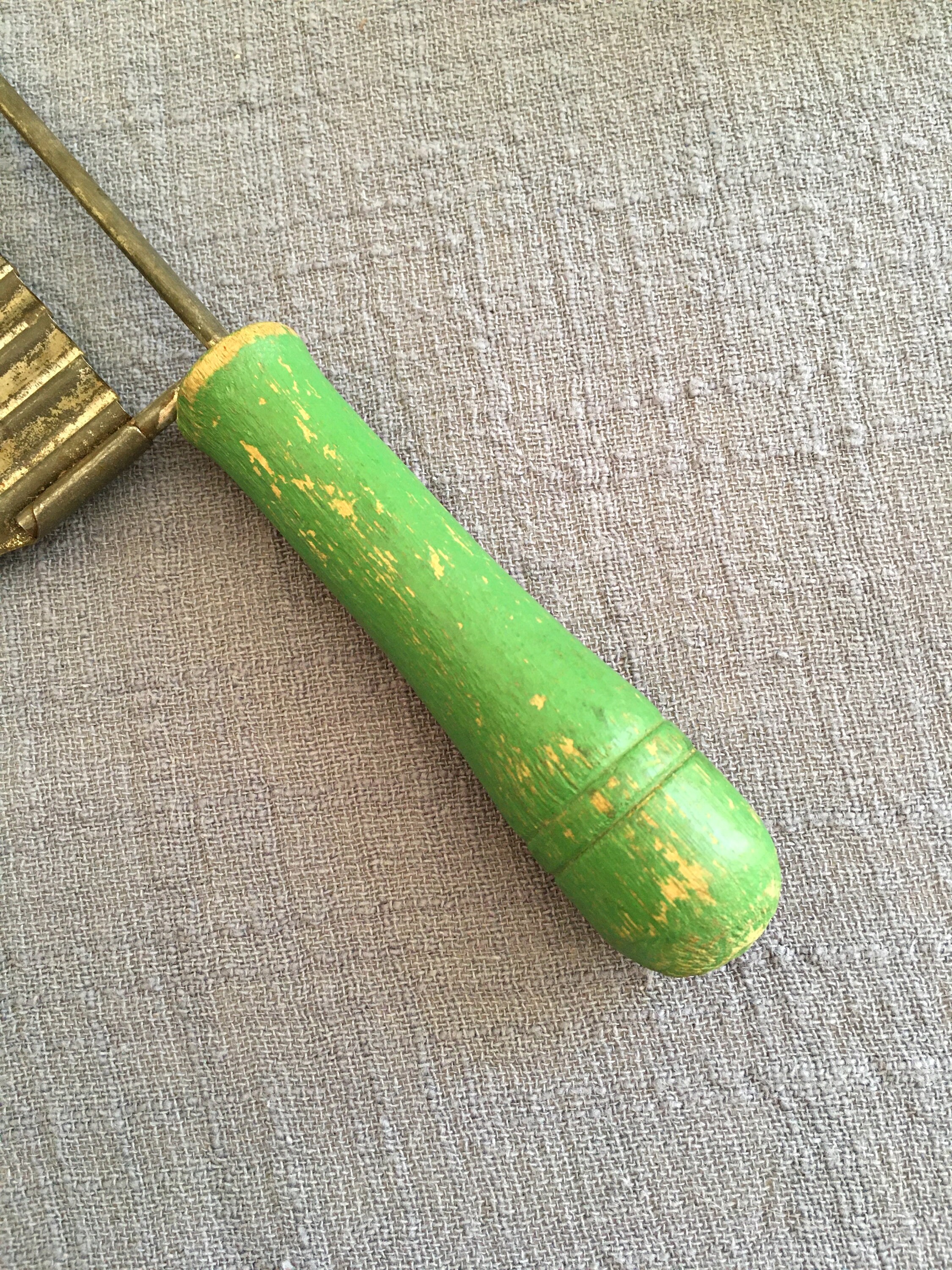 Wavy Potato Cutter, Green Handle, Vintage Kitchen - Etsy