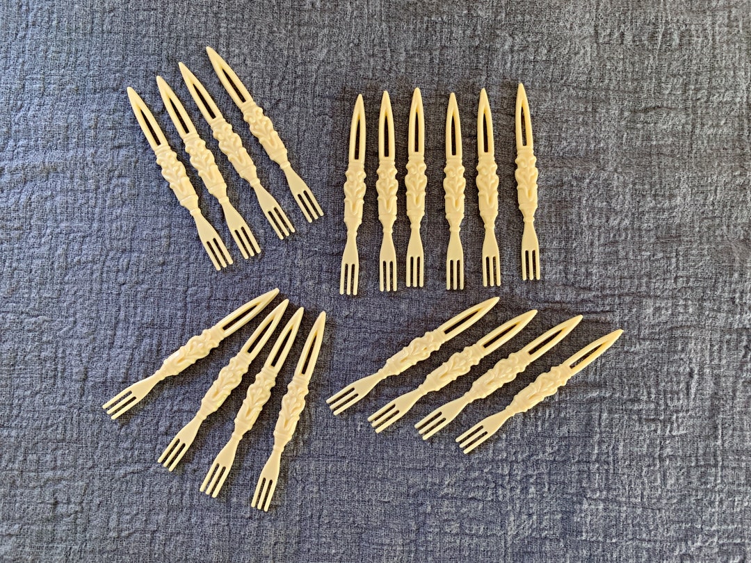 Mid Century Ivory Plastic Cocktail Forks Set of 18 - Etsy