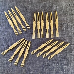 Mid Century Ivory Plastic Cocktail Forks Set of 18 - Etsy
