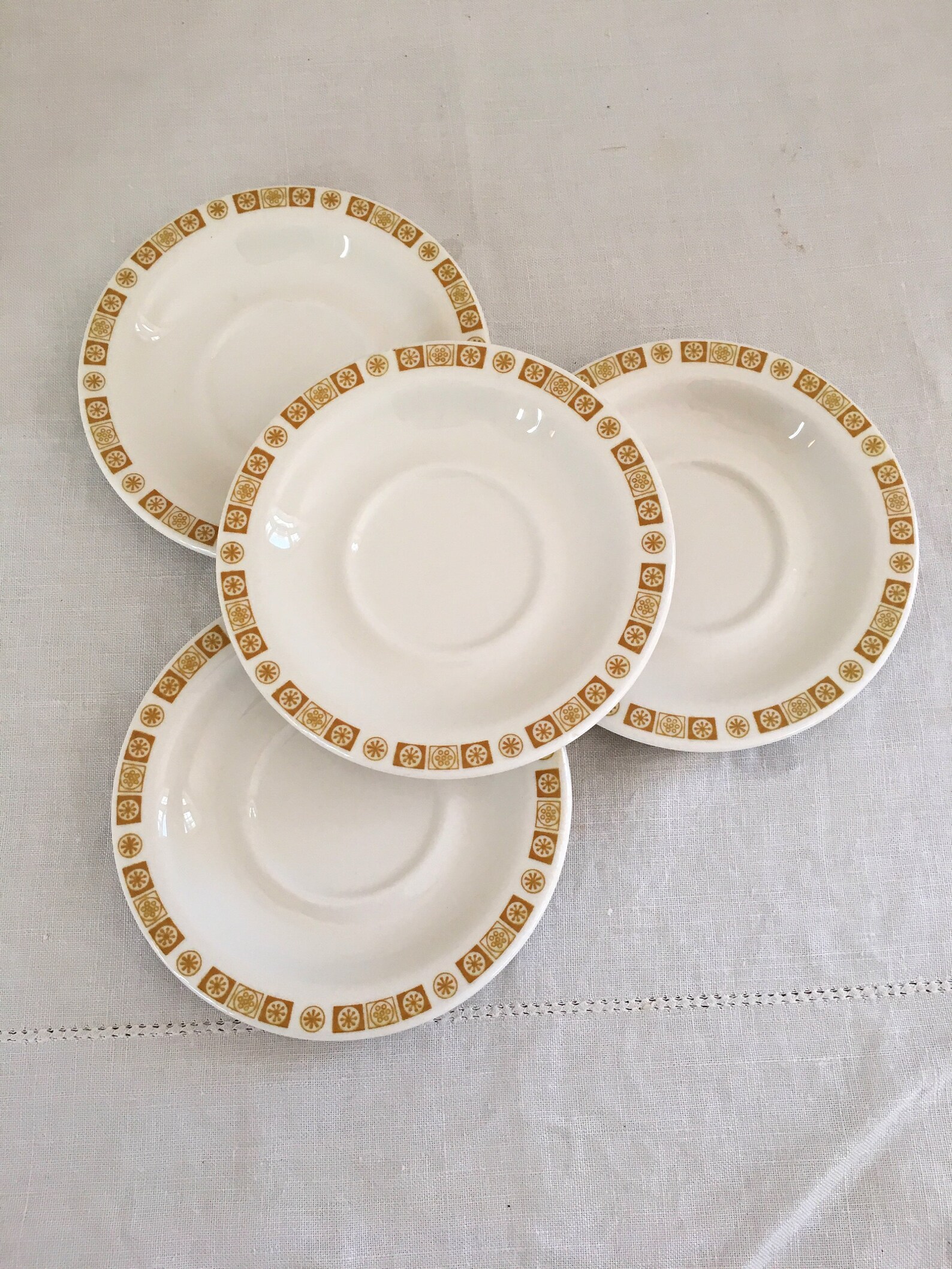 Buffalo China Restaurant Ware Set of Retro Plates Atomic Gold - Etsy