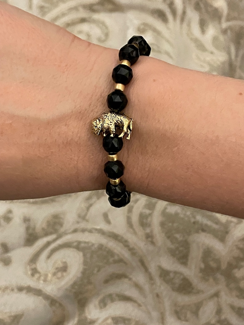 Buffalo (bison) Bracelet / Glass Crystal Beads /stackable/ Black and ...