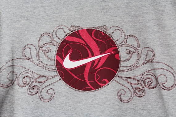 00s Vintage Nike Red Swoosh Check Logo Graphic Gray T… - Gem