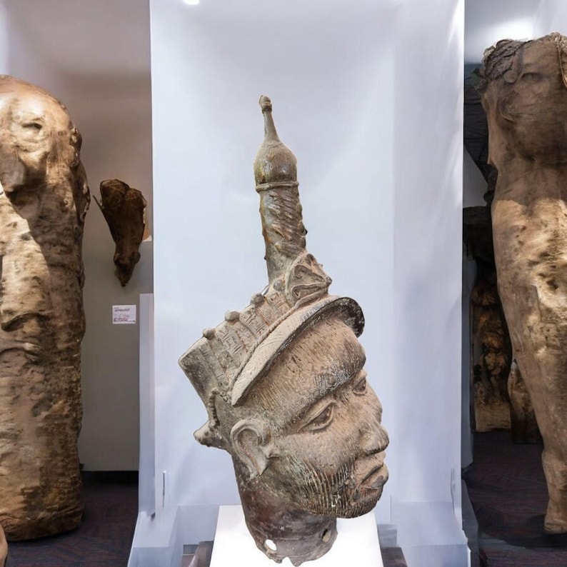 Bust of Ifá, African Art, Yoruba, Bronze Sculpture 6 Kilograms - Etsy