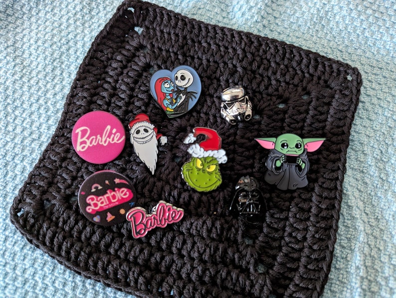 LIMITED EDITION! Enamel Pins, Barbie, Vader, Storm Trooper, Baby Yoda ...
