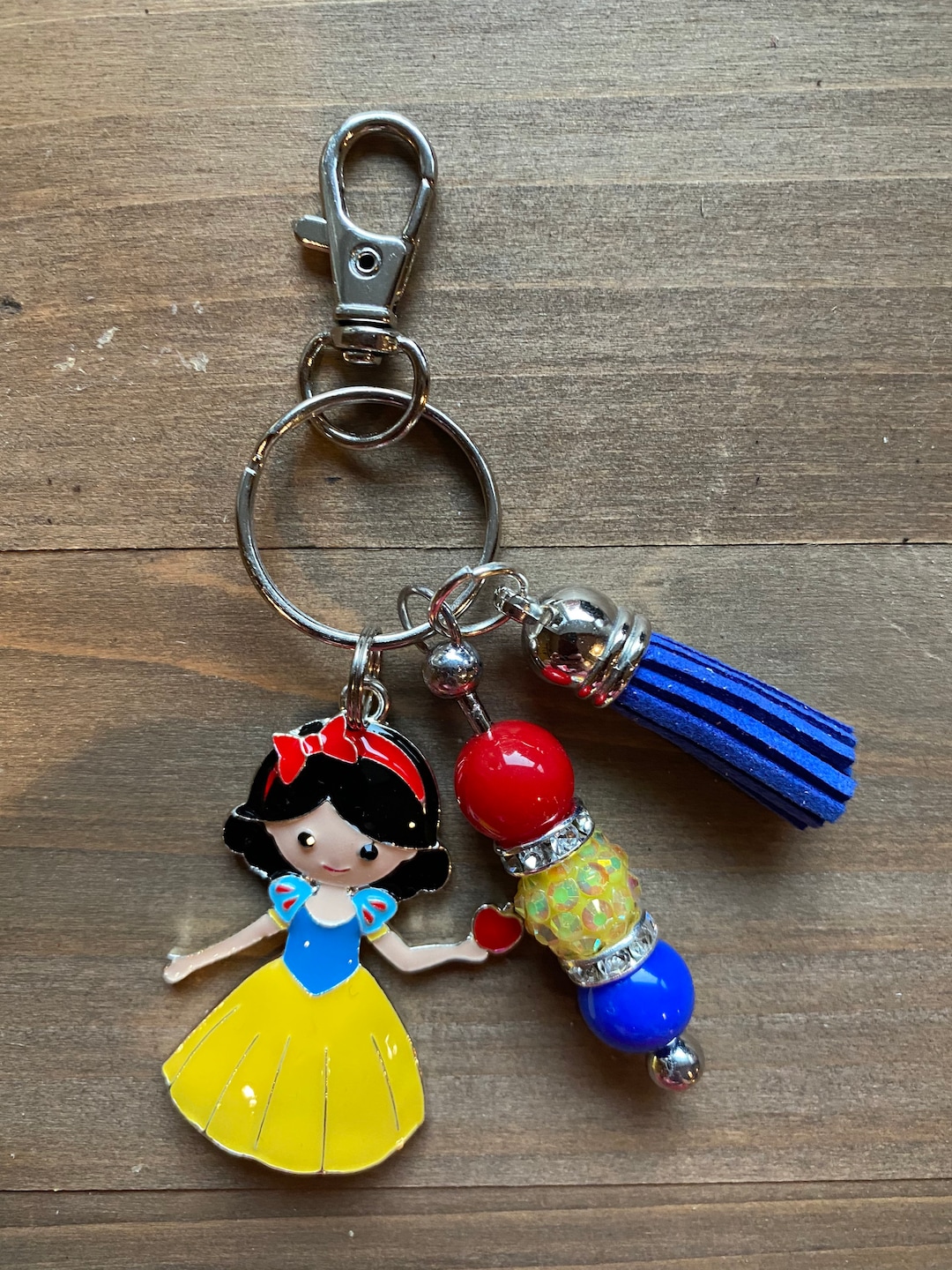 Snowwhite Keychain - Etsy