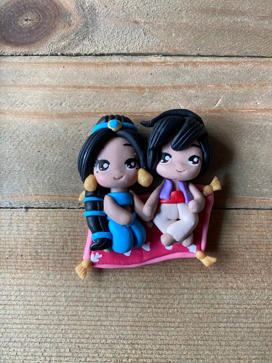 Aladdin and Jasmine on Carpet Pin - Etsy
