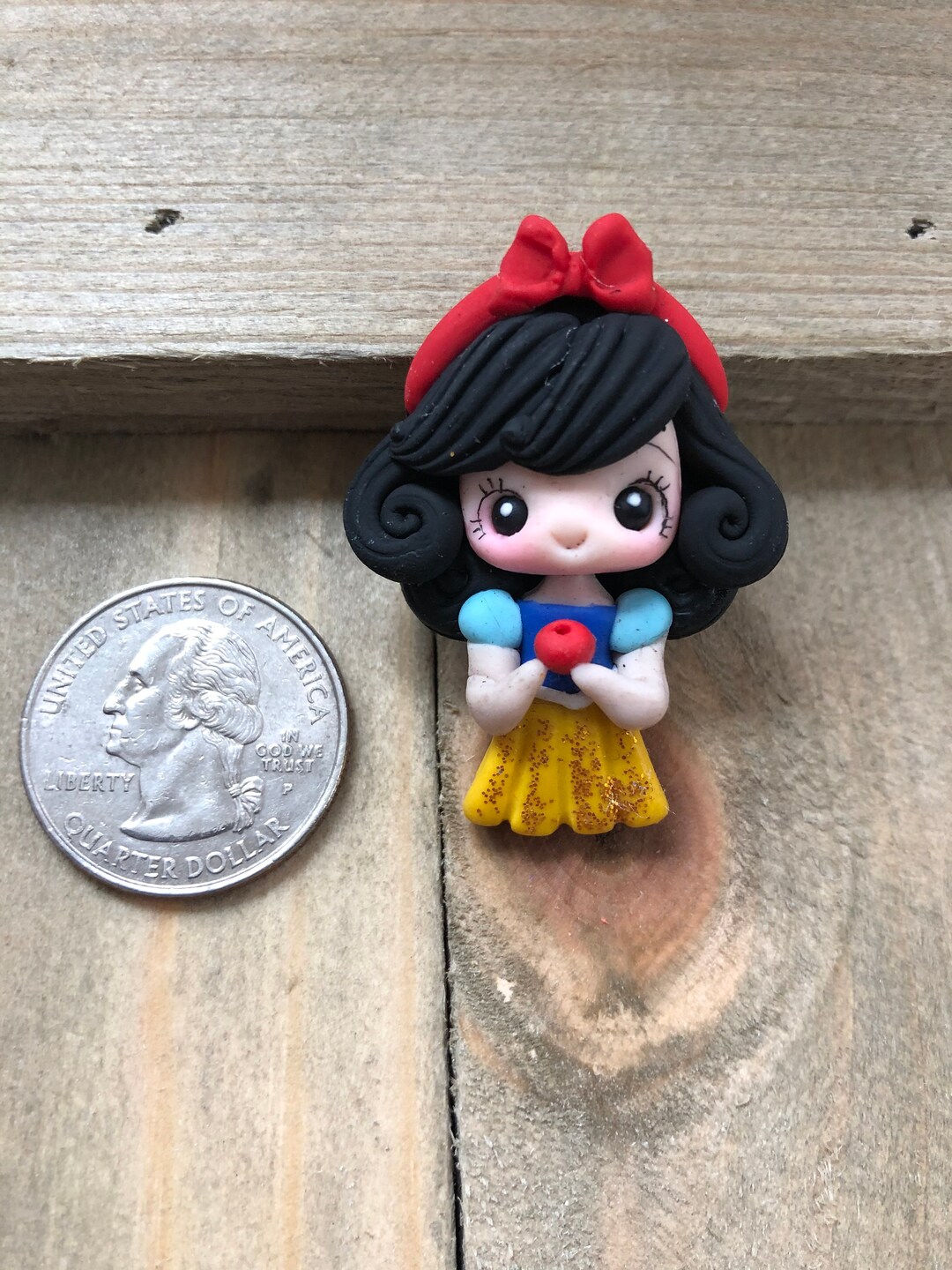 Snow White Pin - Etsy