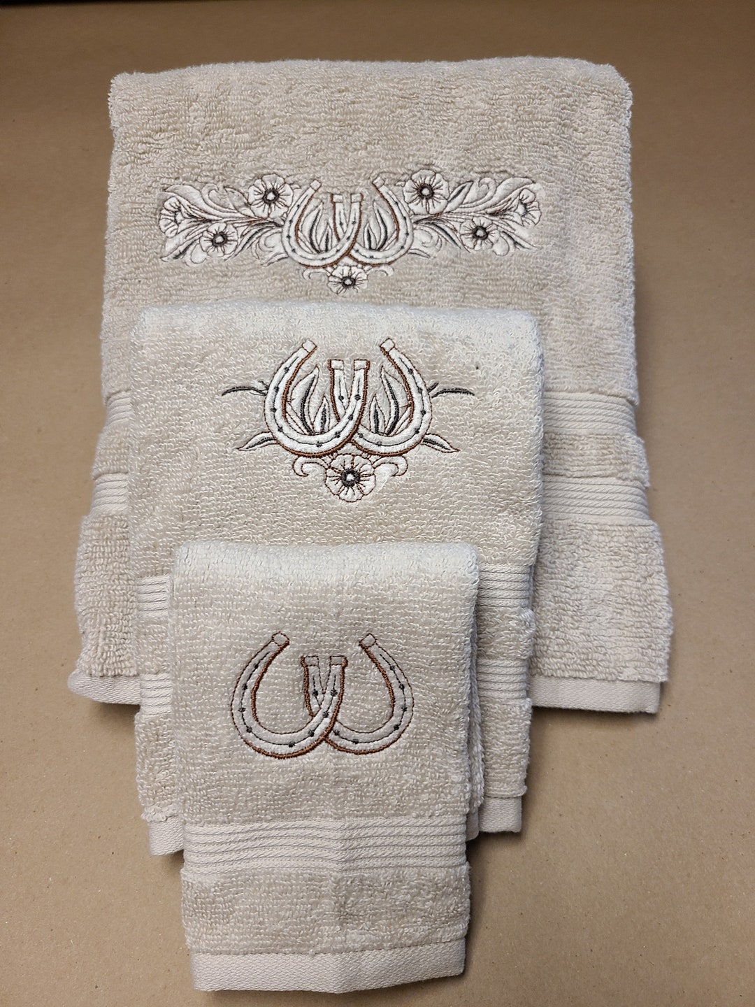Touch of Class Custom Embroidered Bath Towel Set - Etsy