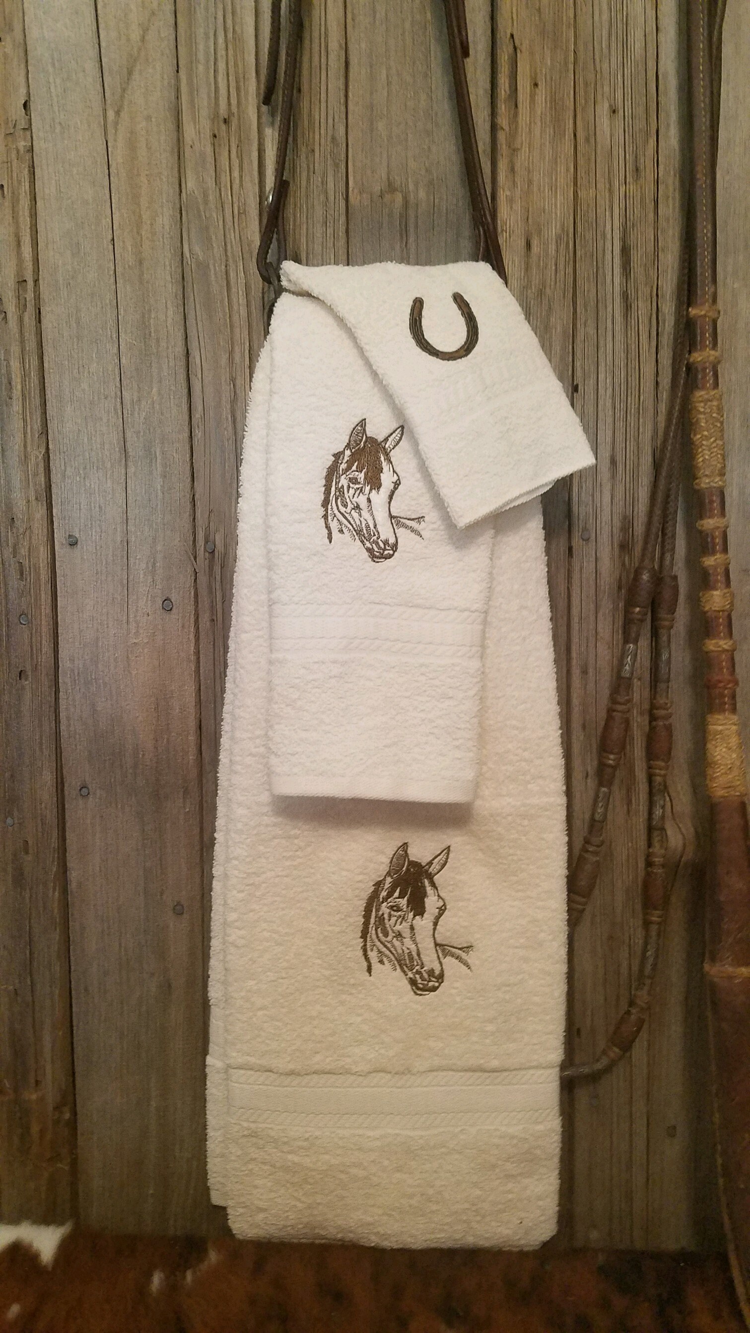 Embroidered Bath Towel Set beauty Horse Equestrian Towel Set Horse ...