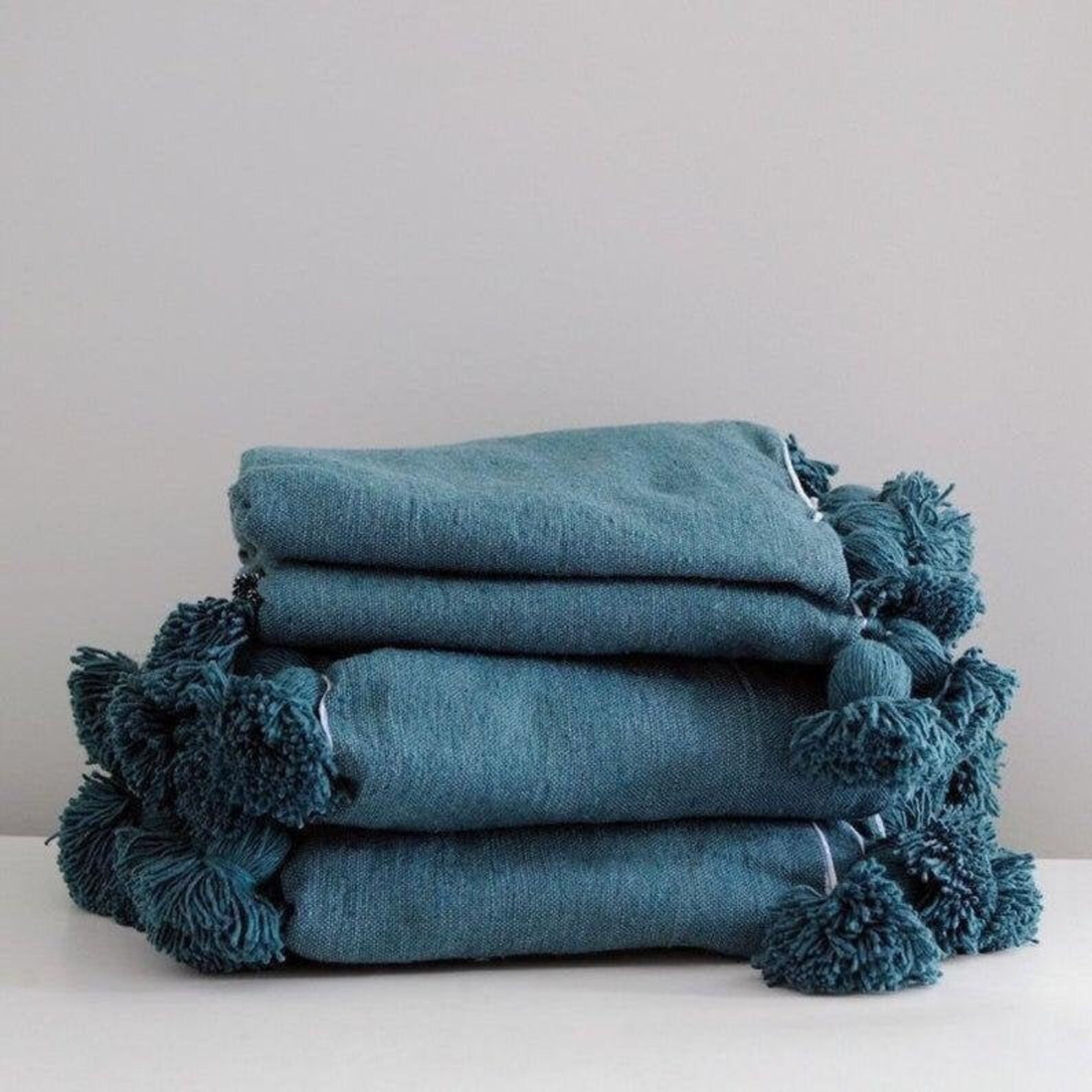 Moroccan Pom Pom Throw Blanket - Soft & Cozy, Moroccan Throw Blanket ...