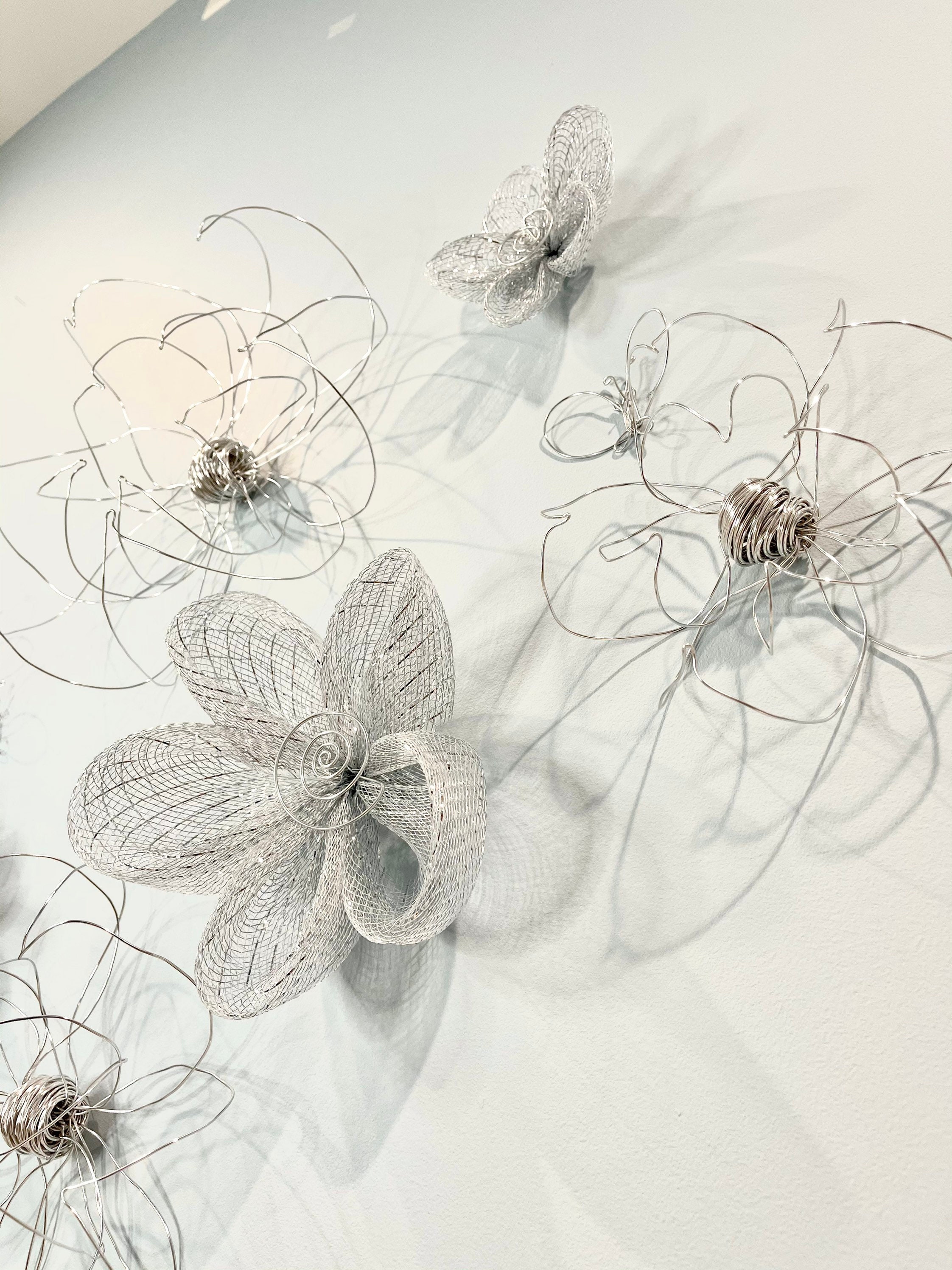 Home Decor. Wall Decor. Wall Hanging. Wire Art. 3 Wire Flowers | Etsy