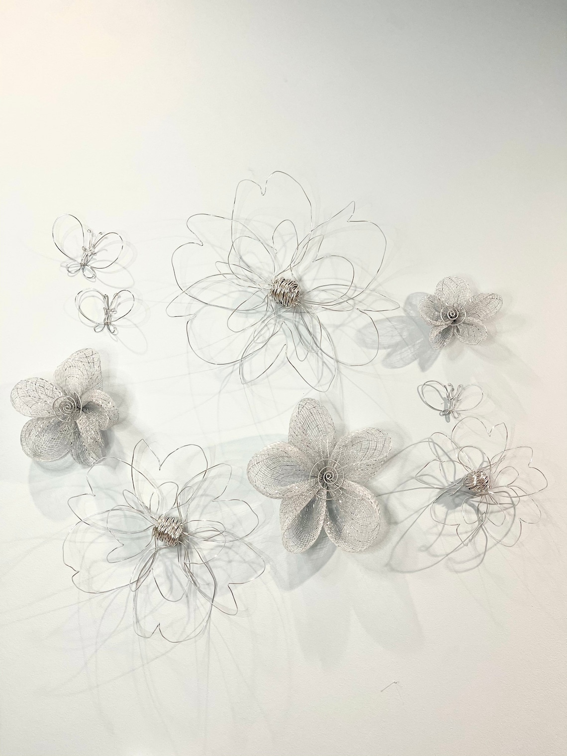 Home Decor. Wall Decor. Wall Hanging. Wire Art. 3 Wire Flowers | Etsy