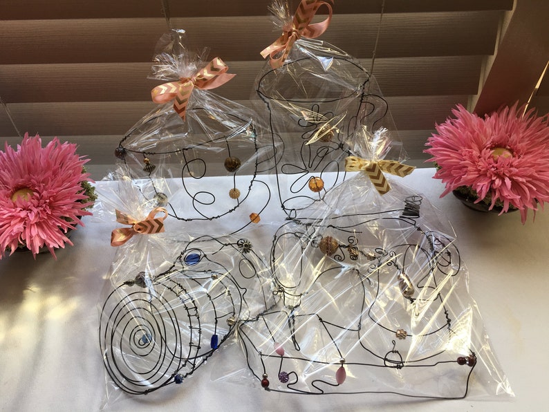 Camera wire art mother's day gift wire work colorful | Etsy