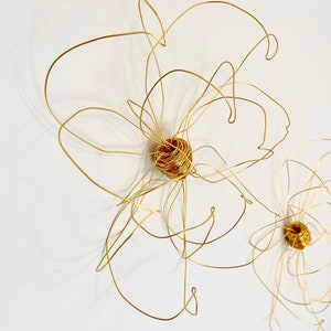 Home Decor. Wall Decor. Hanging. Gold Wire Art. 3 Wire Flowers and 3 ...