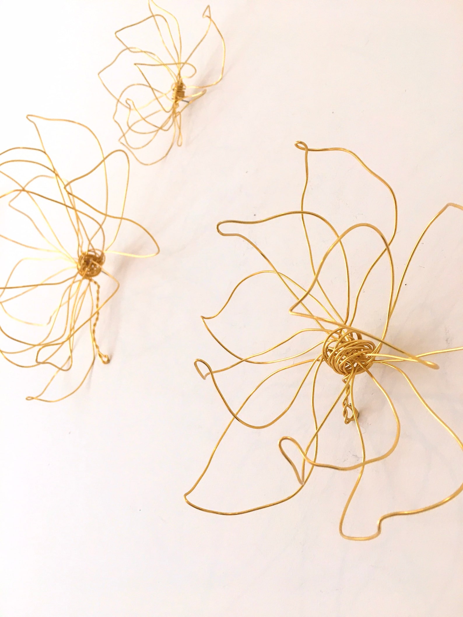Home Decor. Wall Decor. Hanging. Gold Wire Art. 3 Wire Flowers | Etsy