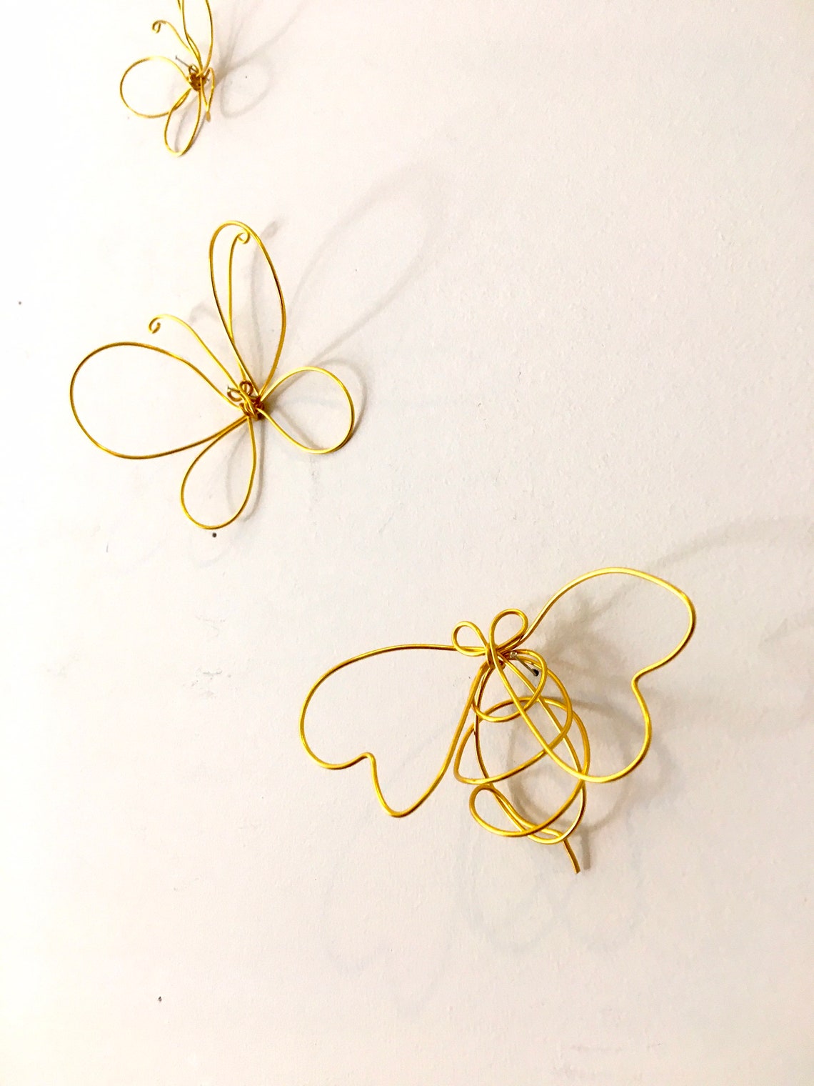 Home Decor Wall Decor Wire Art. Bee. Bedroom. Dorm Room. - Etsy