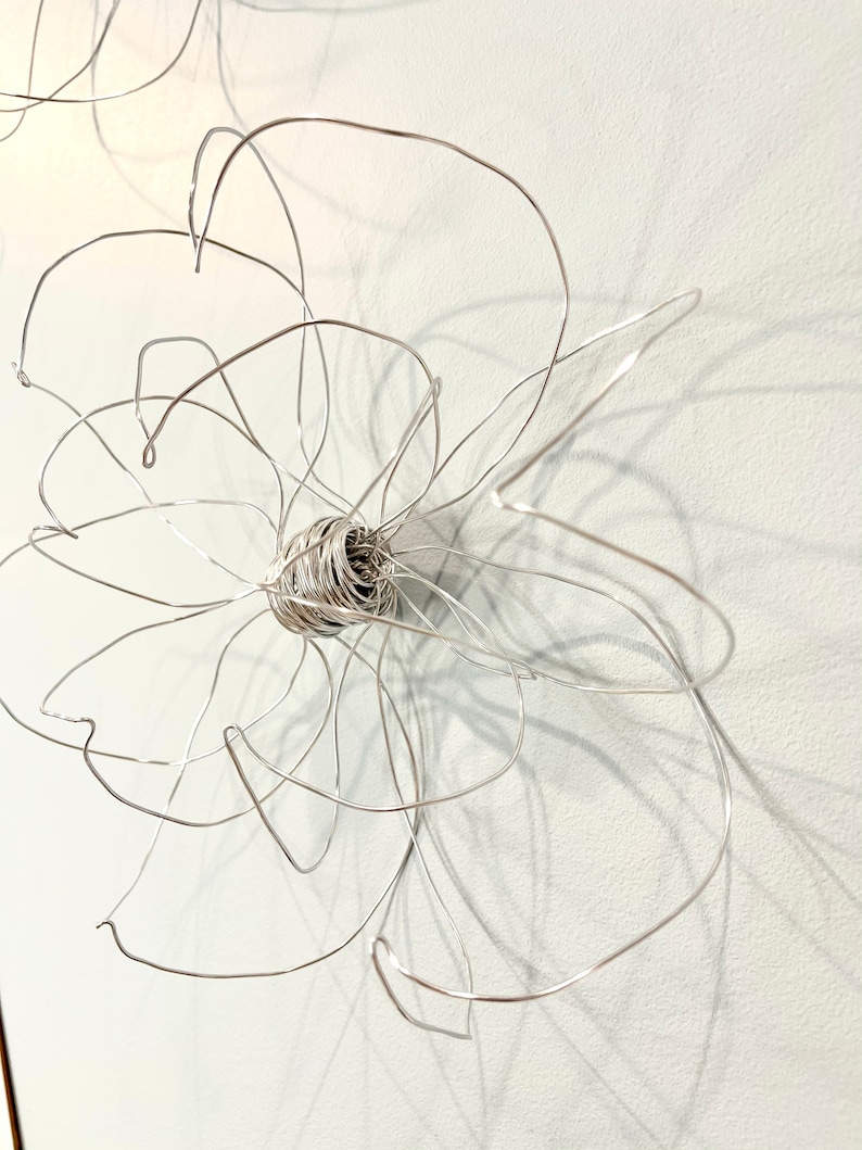 Home Decor. Wall Decor. Wall Hanging. Wire Art. 3 Wire Flowers | Etsy