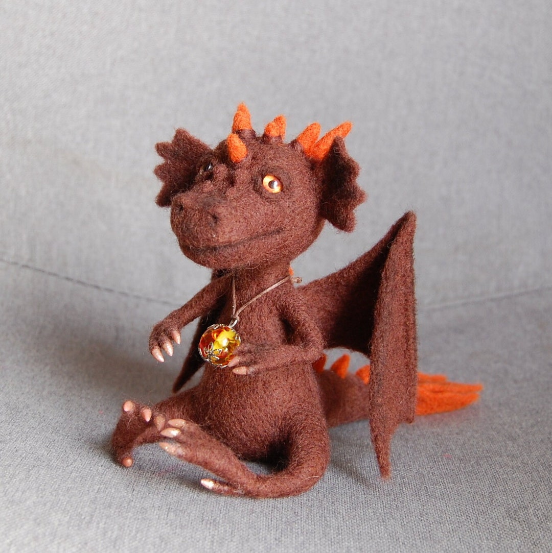 Felt Brown Dragon Forest Dragon Toy Mystical Animal Dragon Sculpture ...