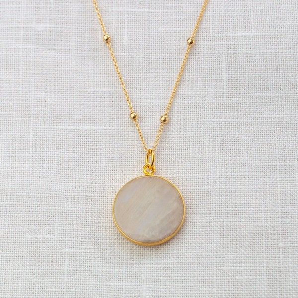 Round Pendant - Etsy