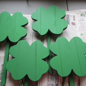 Handmade St Patricks Day Four Leaf Clover ~ Shamrock ~ Wooden Yard Post ...