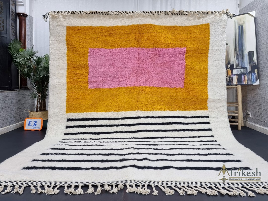 MAGNIFICENT MOROCCAN RUG, Made to Order Carpet, Berber Beniourain Rug ...