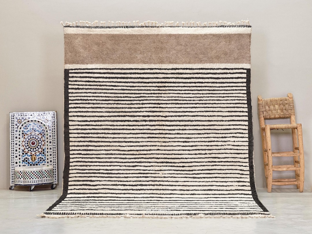 NEUTRAL WOOL RUG, Moroccan Berber Carpet, Elegant Black & Beige Area ...