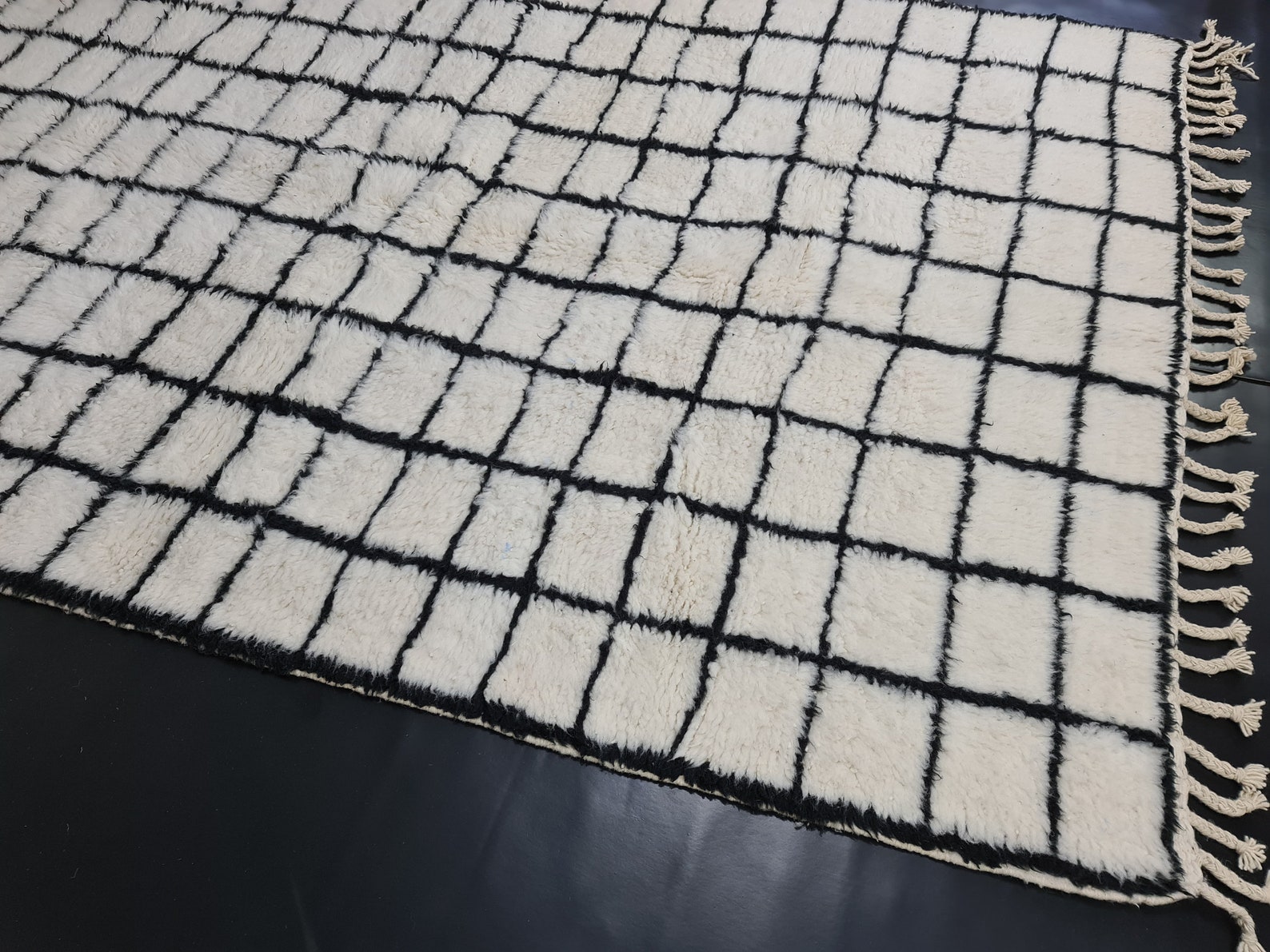 GRID MOROCCAN RUG Beniourain Handmade Grid Rug White Wool | Etsy