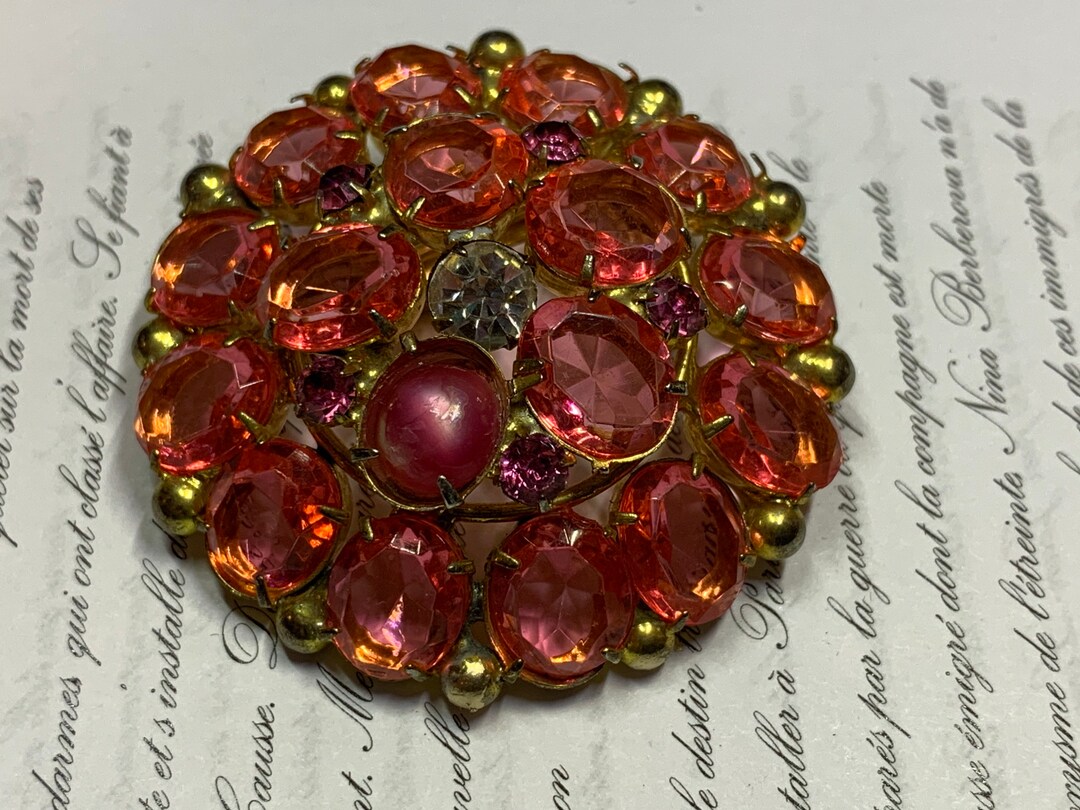 Vintage Red Round Brooch - Etsy