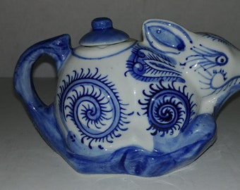 Rabbit teapot | Etsy