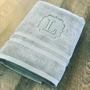 Personalized Embossed Embroidered Bath Towel, Full Size Bath Towel ...