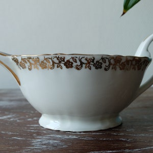 Veritable Porcelaine saucière saucière vintage porcelain | Etsy