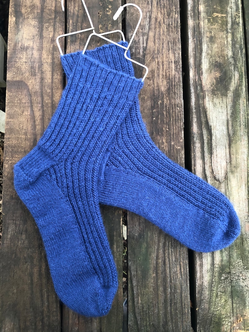Farrow-rib Socks Knitting Pattern PDF Download - Etsy