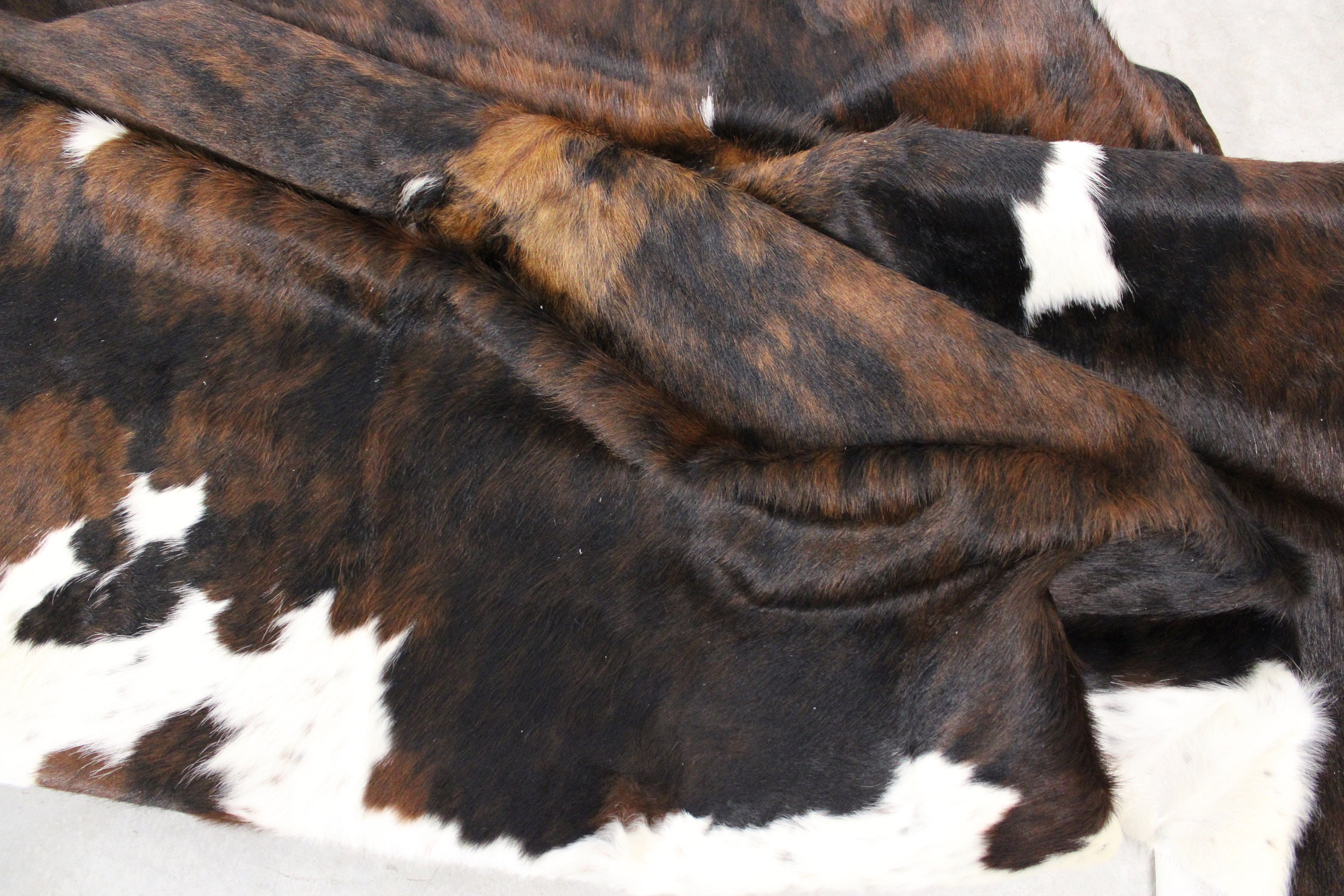 Tricolor Cowhide Rug Size: XL 7'x6 Ft L | Etsy