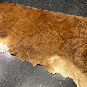 Brindle Cow Hide Leather– Half Hair on Cowhide - 18 to 24 Square Foot ...
