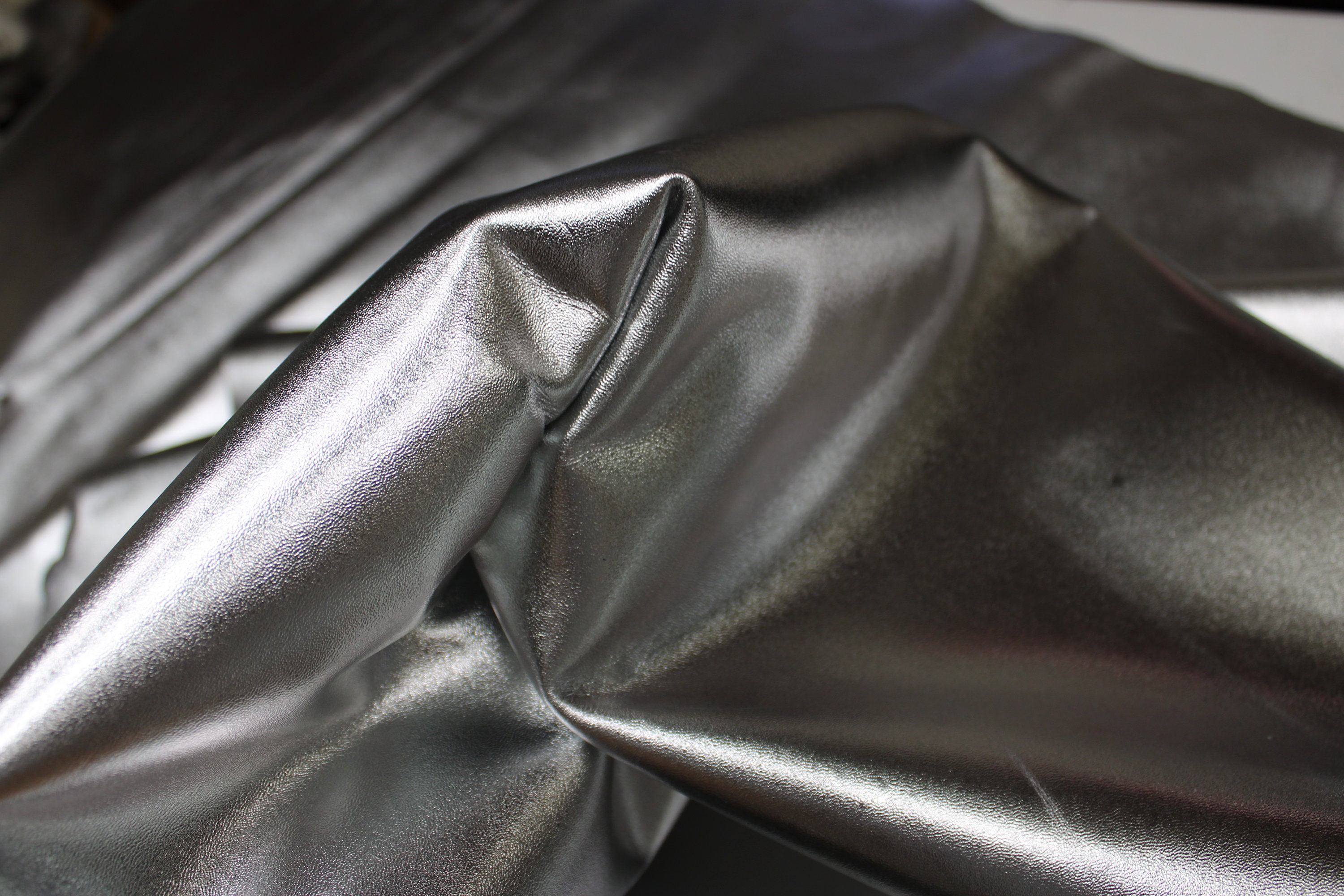 METALLIC SILVER LEATHER: Genuine Leather 2.5-3 Oz. - Perfect for ...