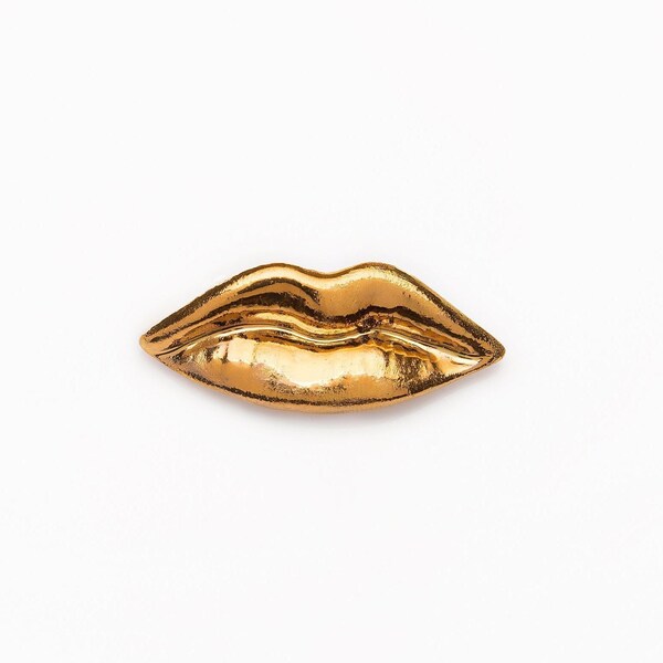Lips Pin - Etsy