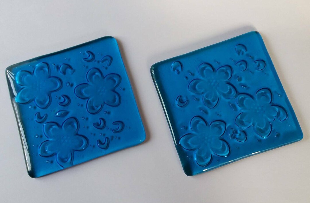 Pair of Glass Coasters in Transparent Turquoise Embossed With Flowers ...
