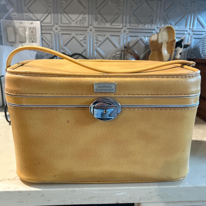 Vintage Train Case - Etsy