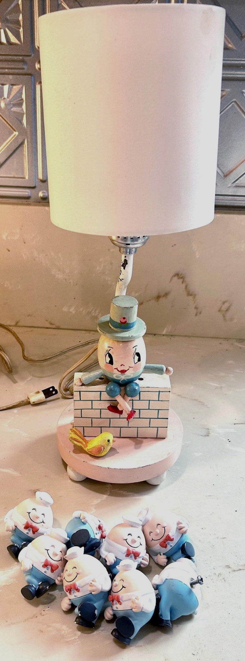 Humpty Dumpty Nursery Lamp With 7 Humpty Dumpty Drawer Pulls, Humpty ...