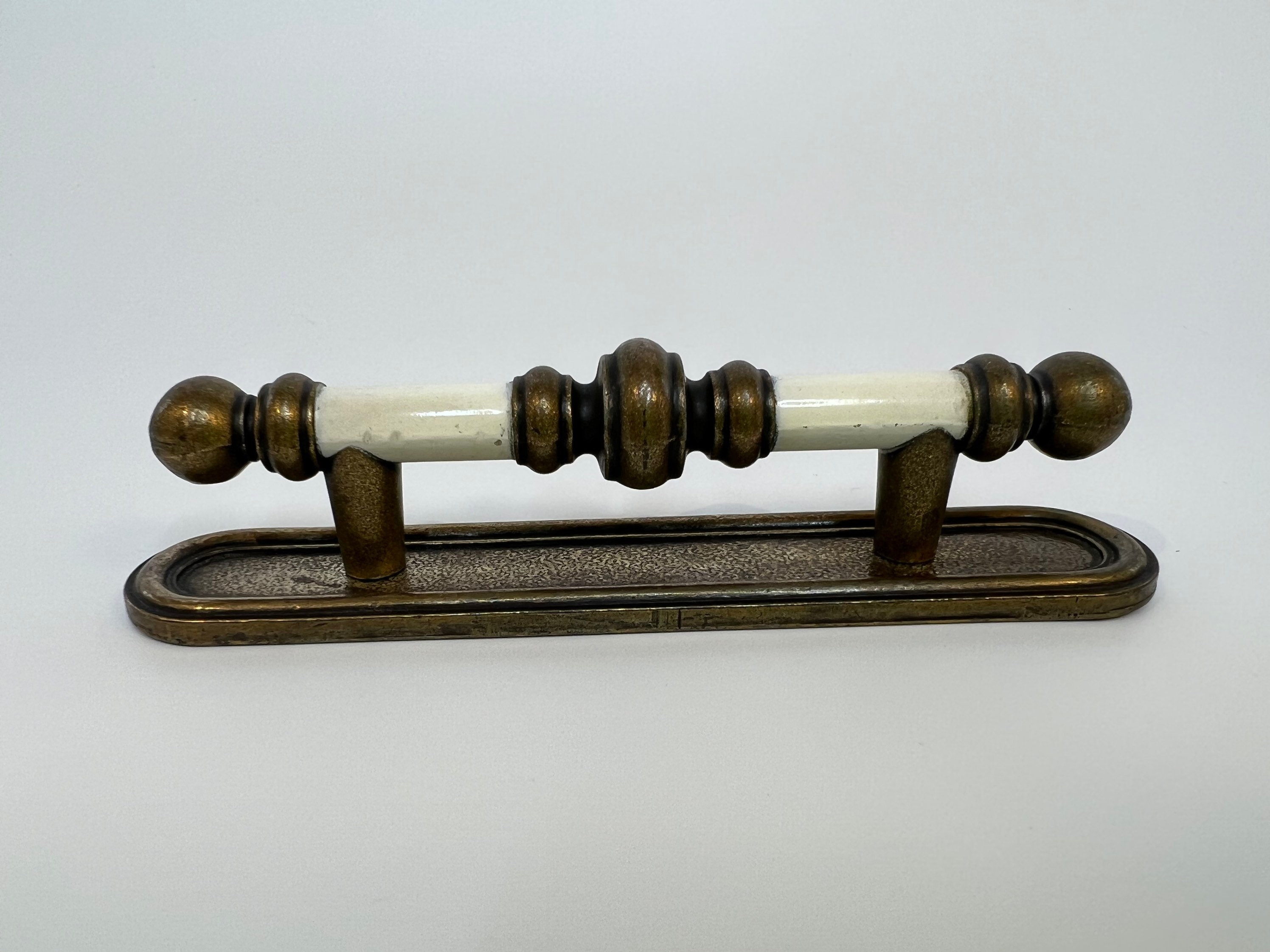 White Enamel and Antique Brass 1970s Vintage Drawer Pull Bar - Etsy