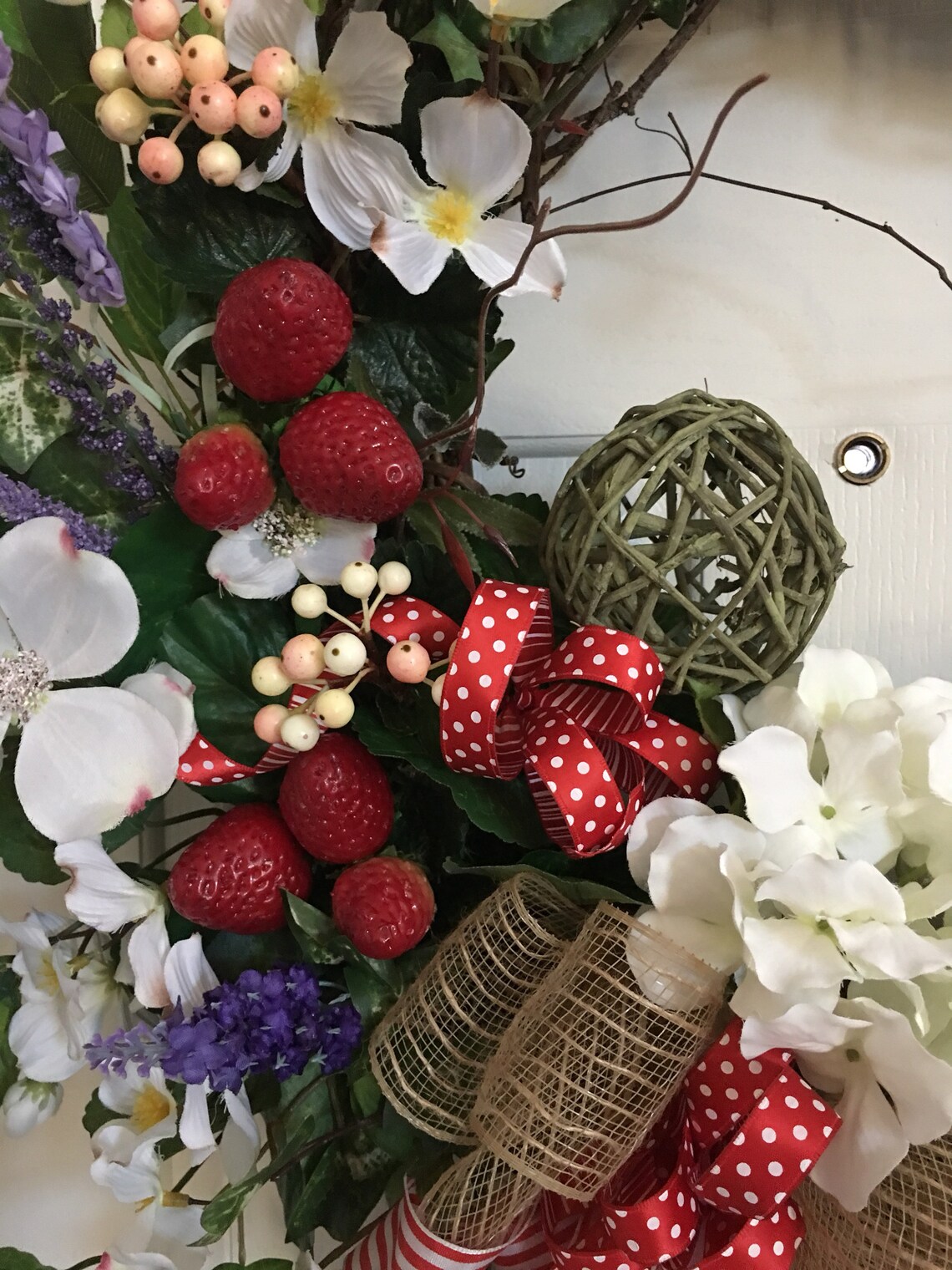 Strawberry Wreath. Summer Wreath. Red. Raspberry. Daisies. Victorian ...