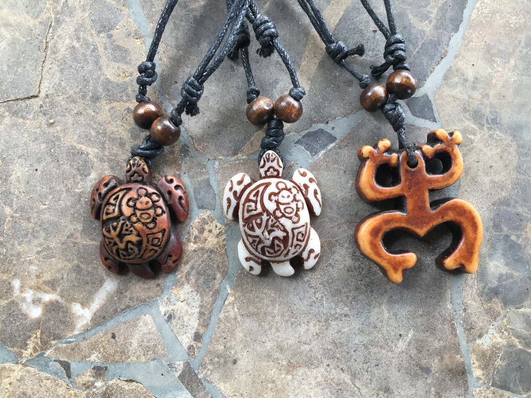 Taíno Symbol Necklace: Coquí, Sol, or Sea Turtle Resin Pendant - Etsy