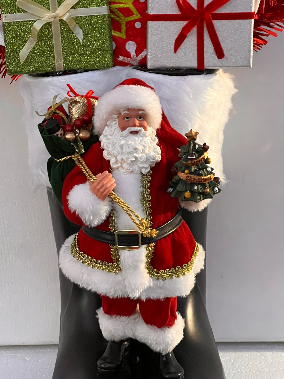 Santa Boot Centerpiece, Christmas Presents Tabletop Centerpiece ...