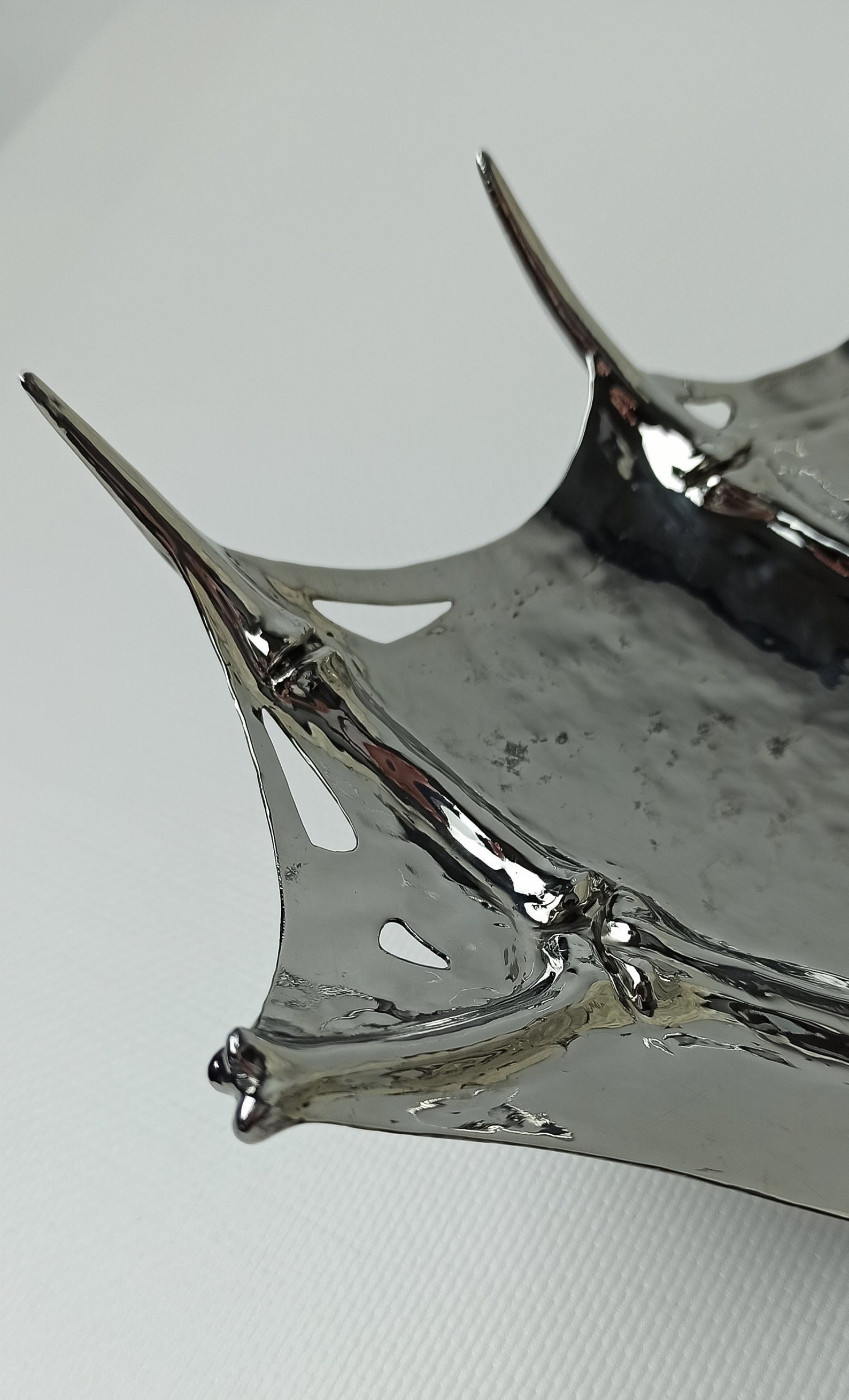 Dragon Wing - Hammered Serving Tray - 18/8 Stainless Steel - Fully ...