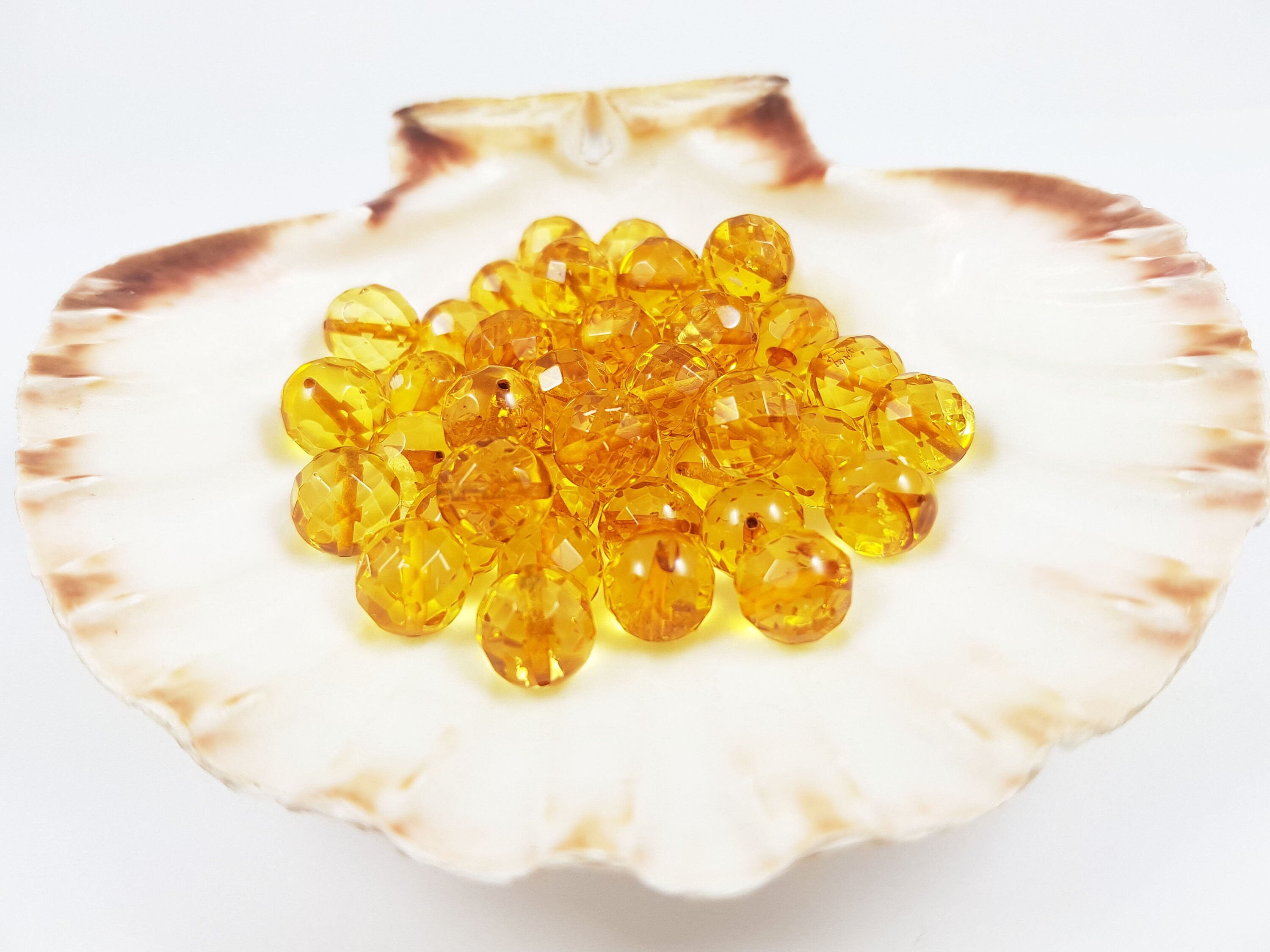 Baltic Amber Beads / Round 10 mm Faceted Amber Beads / Honey | Etsy