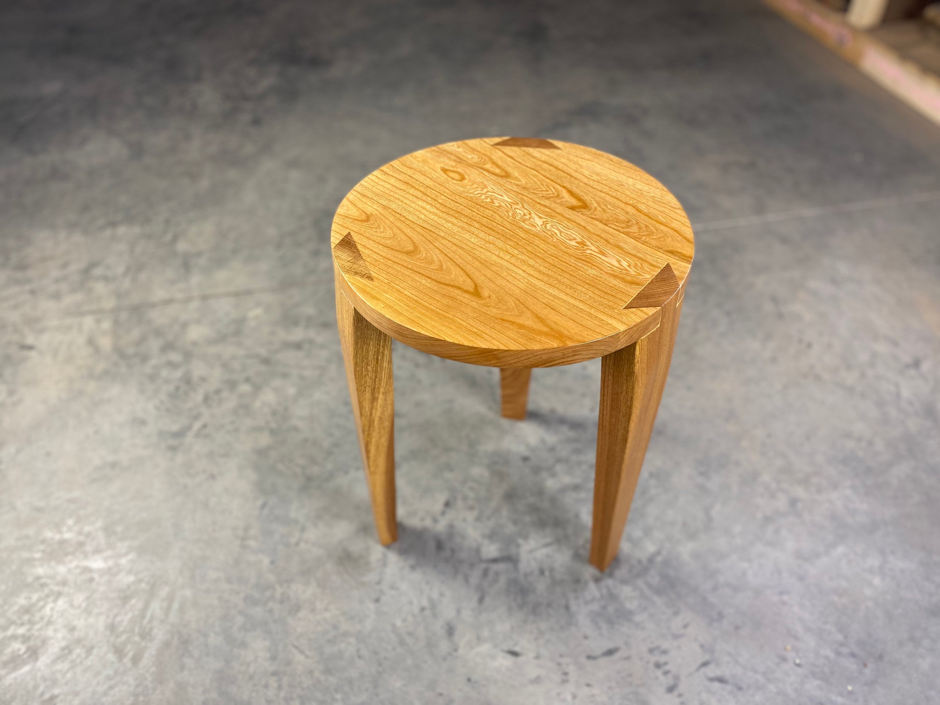 Round End Table | Circle | Cherry | Wood | Dovetail | Handmade ...
